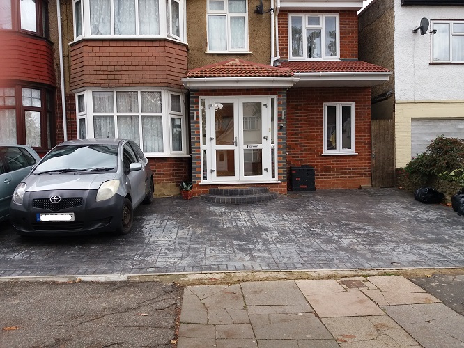 Curious about pavement crossovers? Read on! - CPRE London